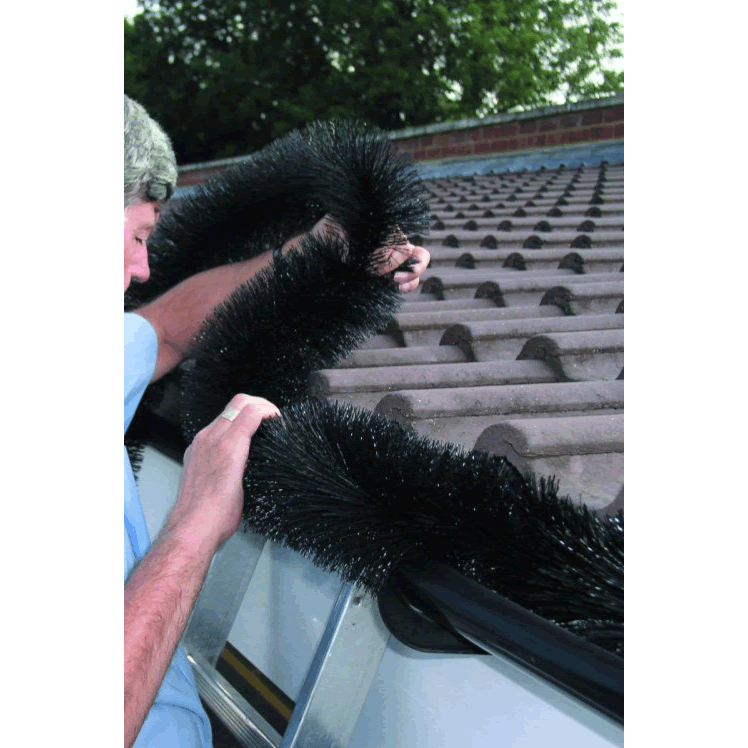 Hedgehog Gutter Brush Keeps Gutters Clear All Year