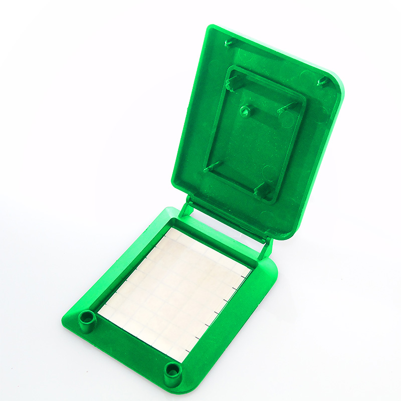 Cockroach Easy Monitoring Kit