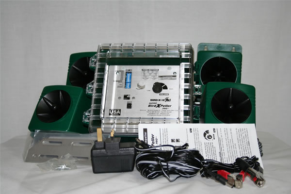 Super BirdXPeller Pro 4 Speaker Digital Bird Scarer - Version 1
